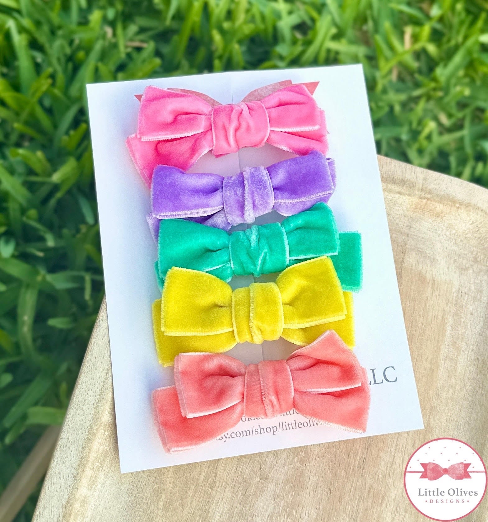 MINI VELVET BOW SET – Little Olives Designs, LLC