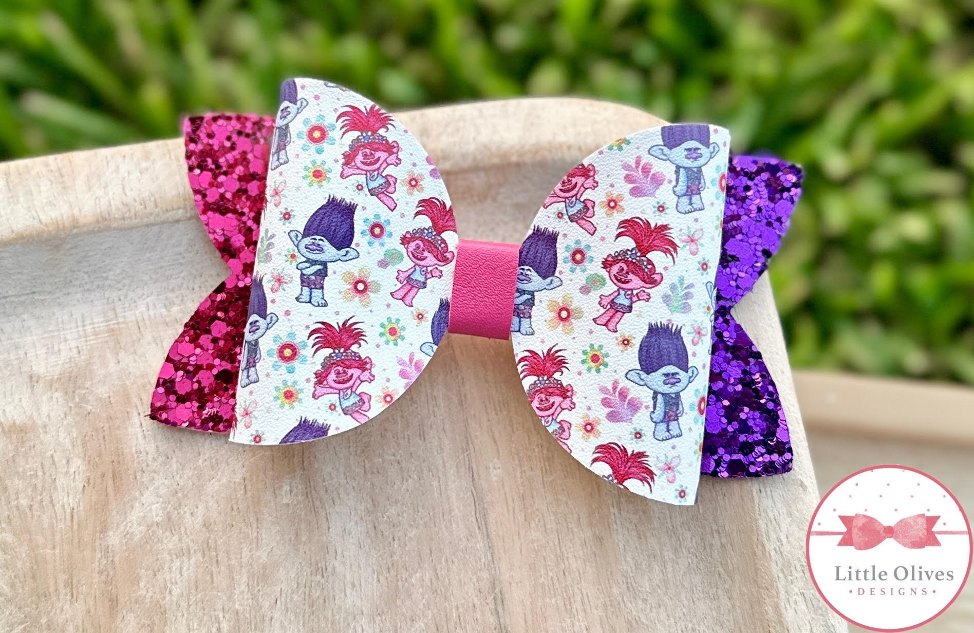 TROLL FRIENDS BOW – Little Olives Designs, LLC